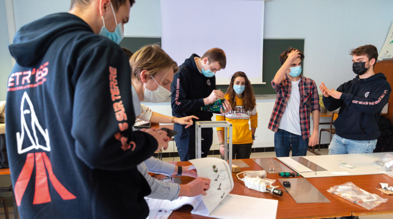 Contacts - Génie Mécanique et Productique